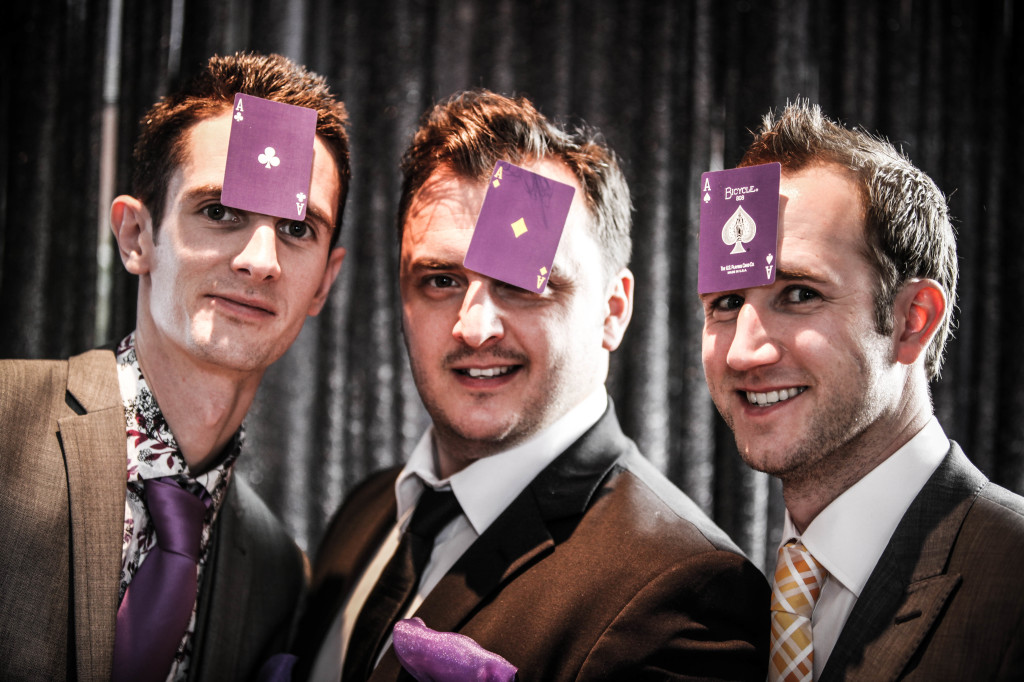 choosing the right uk magicianians uk - Close Up Magicians | Table ...