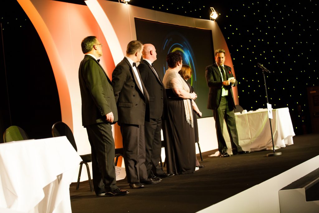 magician north london-1 - Close Up Magicians | Table Magicians ...