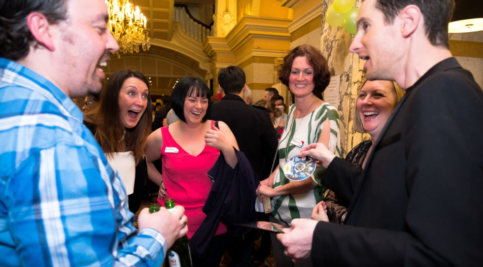 Magician City Of London - Hire a Walkabout Magician - Business ...